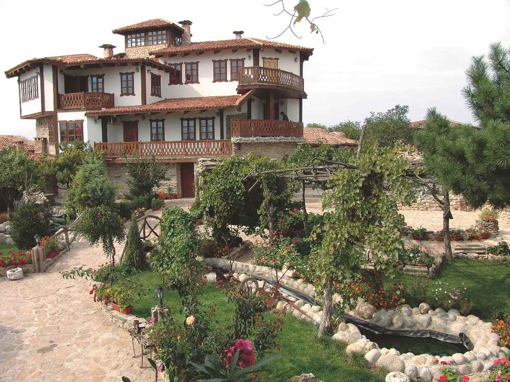 Етнографски комплекс и конна база „Калимански Хан”, с. Калиманци ...